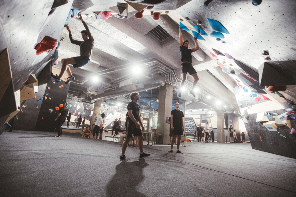 Escalade de bloc : Qu'est ce que c'est et comment pratiquer