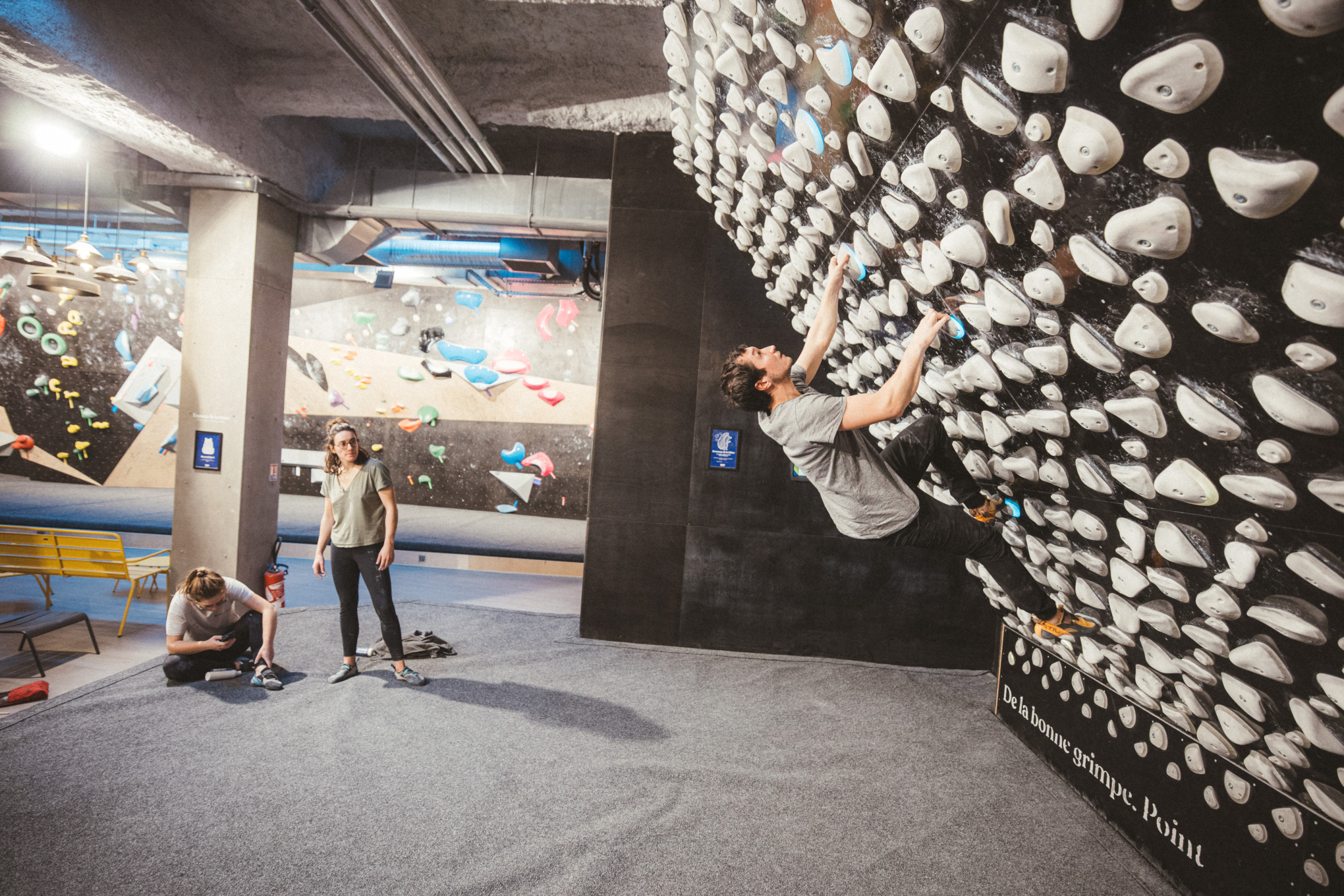 Salle d'escalade Paris 12 - Quartier Bastille - Salle de Bloc à Paris ...
