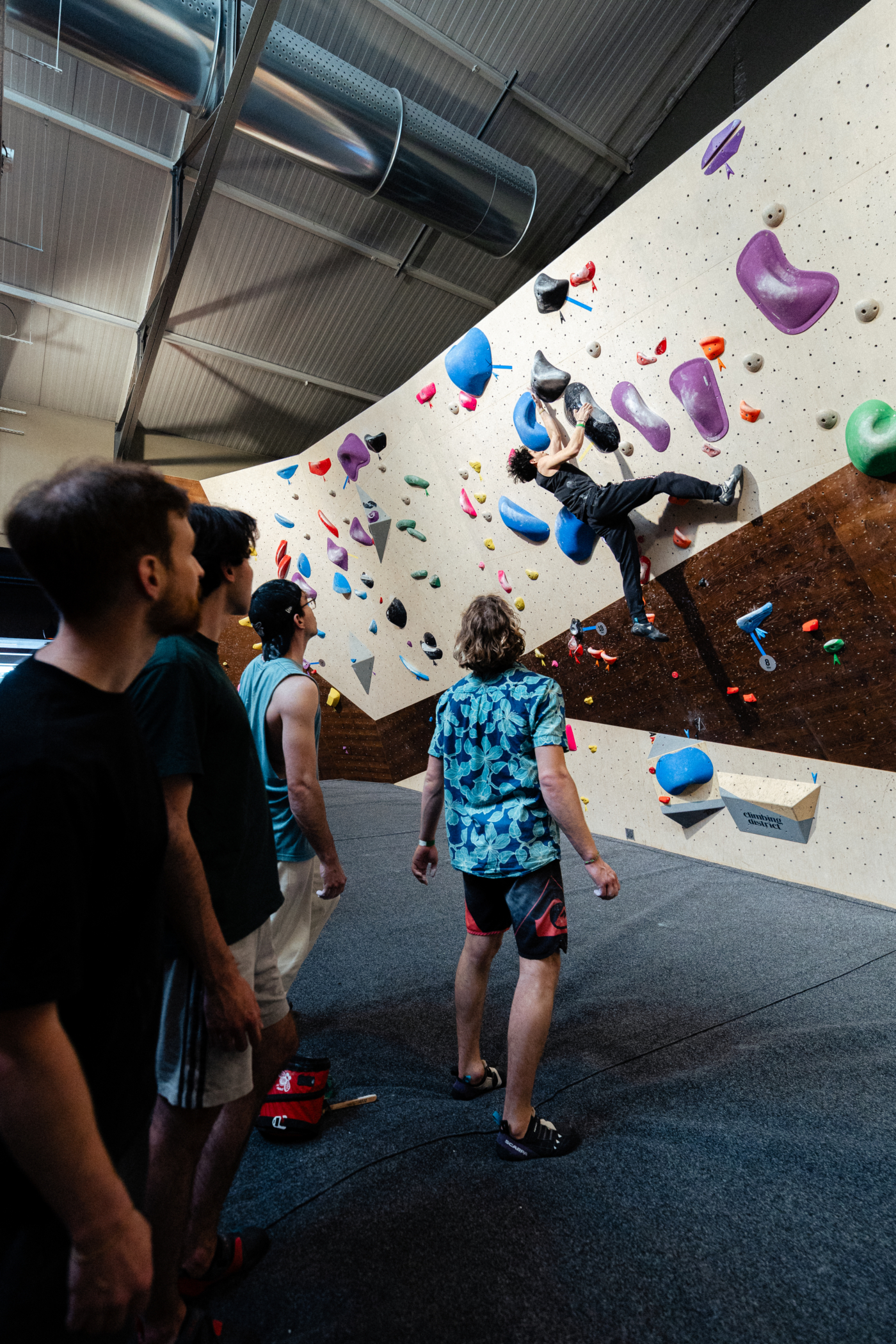 Climbing District Academy : La meilleure école d’escalade à Paris ...